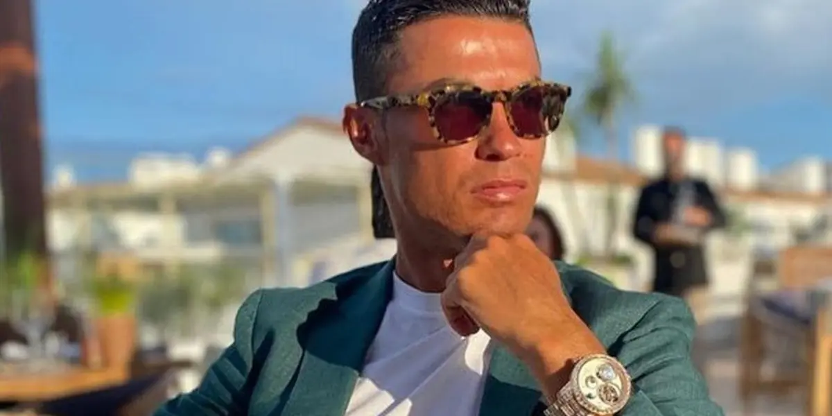 Cristiano Ronaldo's job where he offers $30 thousand to his workers