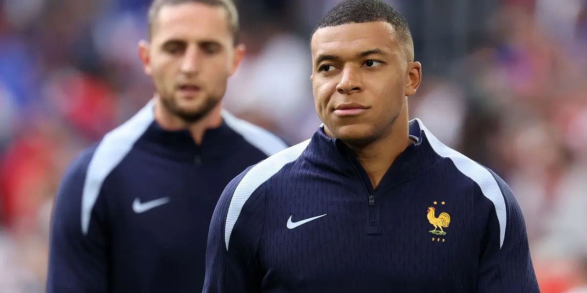 Mbappé shocks fans: refuses to play for France and is seen partying instead