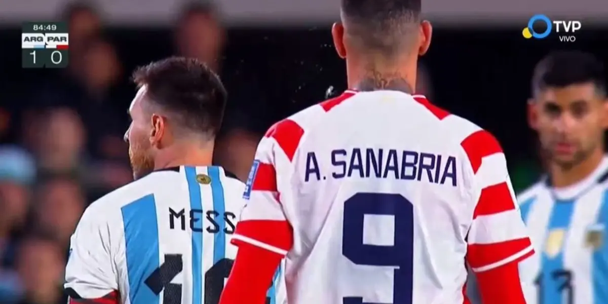 (VIDEO) The Paraguay player's excuse after he spit at Leo Messi in ...