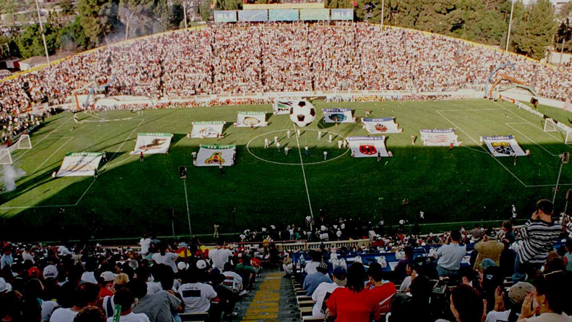 The night the MLS was born: a journey to the inaugural match | El ...
