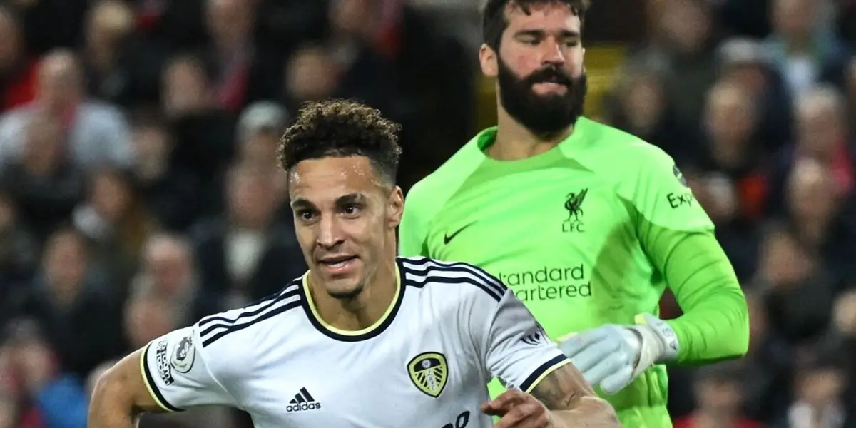 Alisson's terrible mistake that makes Ederson happy