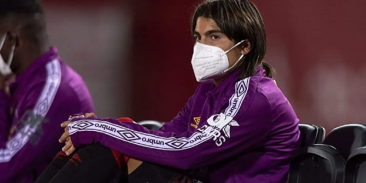 They called him the Mexican Messi, established a record in La Liga and ...