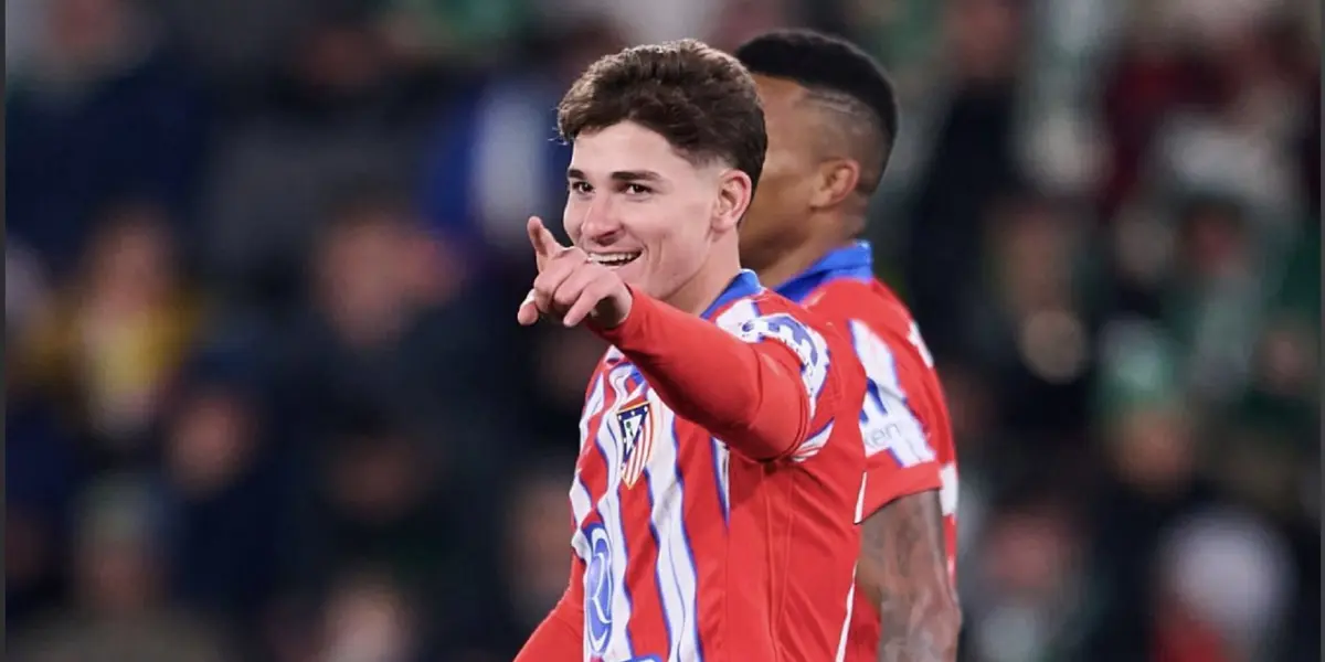 WATCH l Julián Álvarez's Piece of Magic Almost Seals the Deal: Watch ...